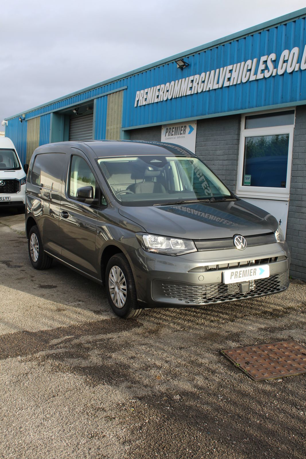 Used Volkswagen Caddy 2.0 TDI C20 Commerce Plus Panel Van 5dr Diesel ...