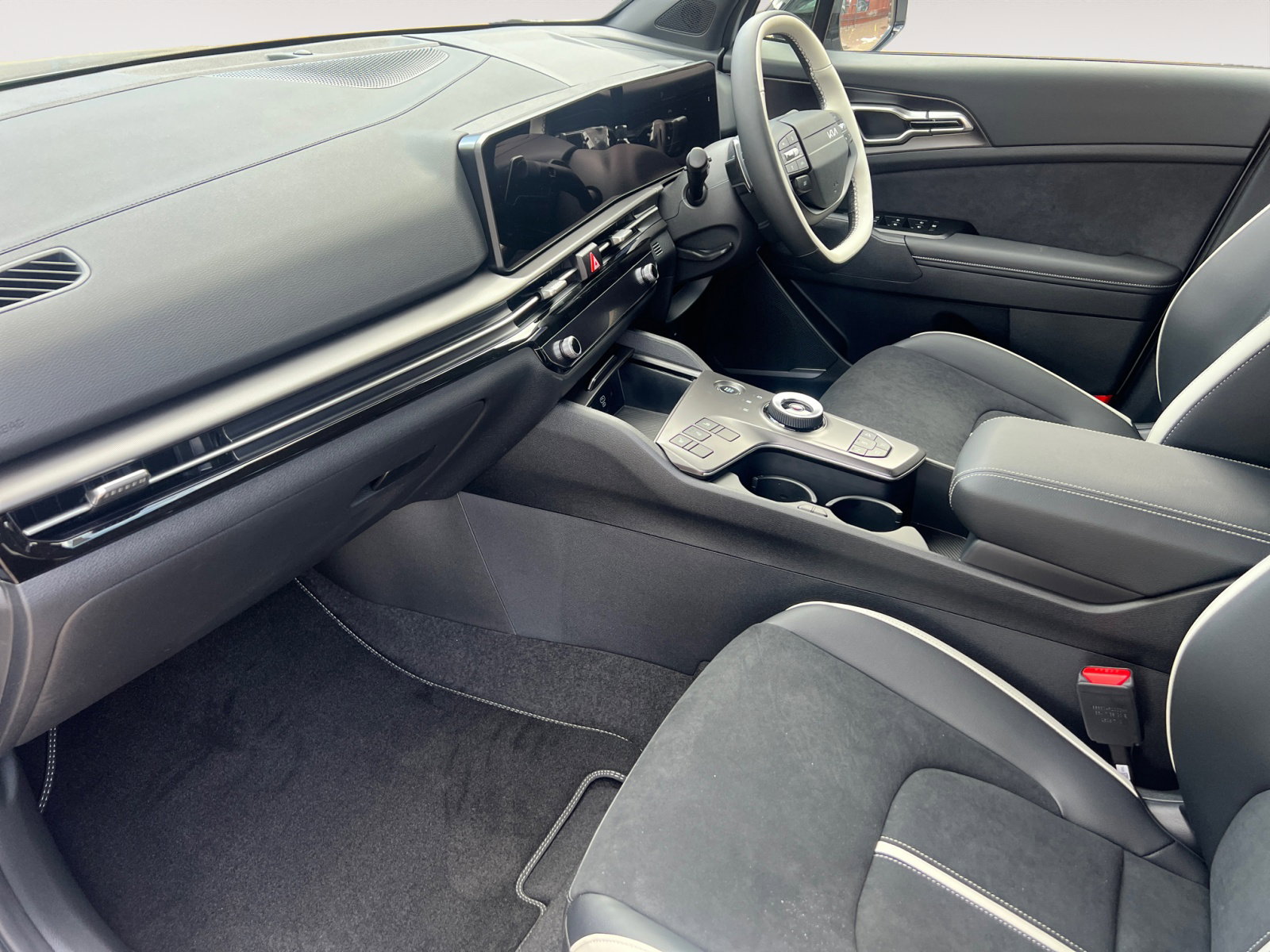 Used Kia Sportage 1.6 T-GDi DCT GT-LINE 2025 5dr Automatic (LN75RXB ...