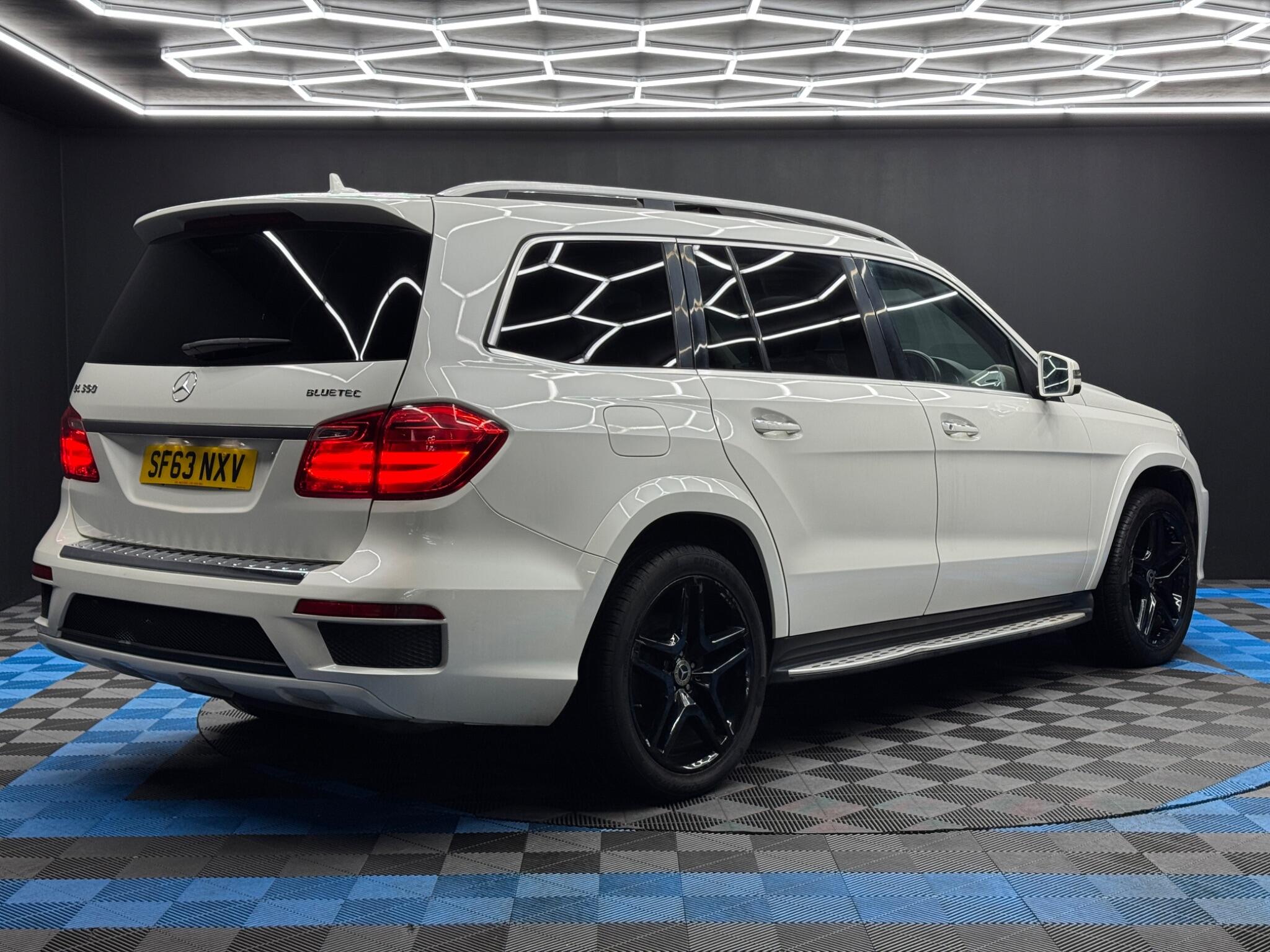 Exciting Mercedes Benz Gl Class 350 Gallery