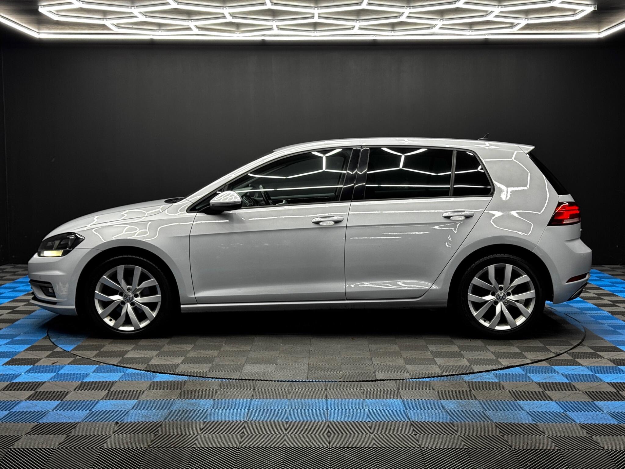 Used Volkswagen Golf 1.6 TDI BlueMotion Tech GT Euro 6 (s/s) 5dr 2017 ...