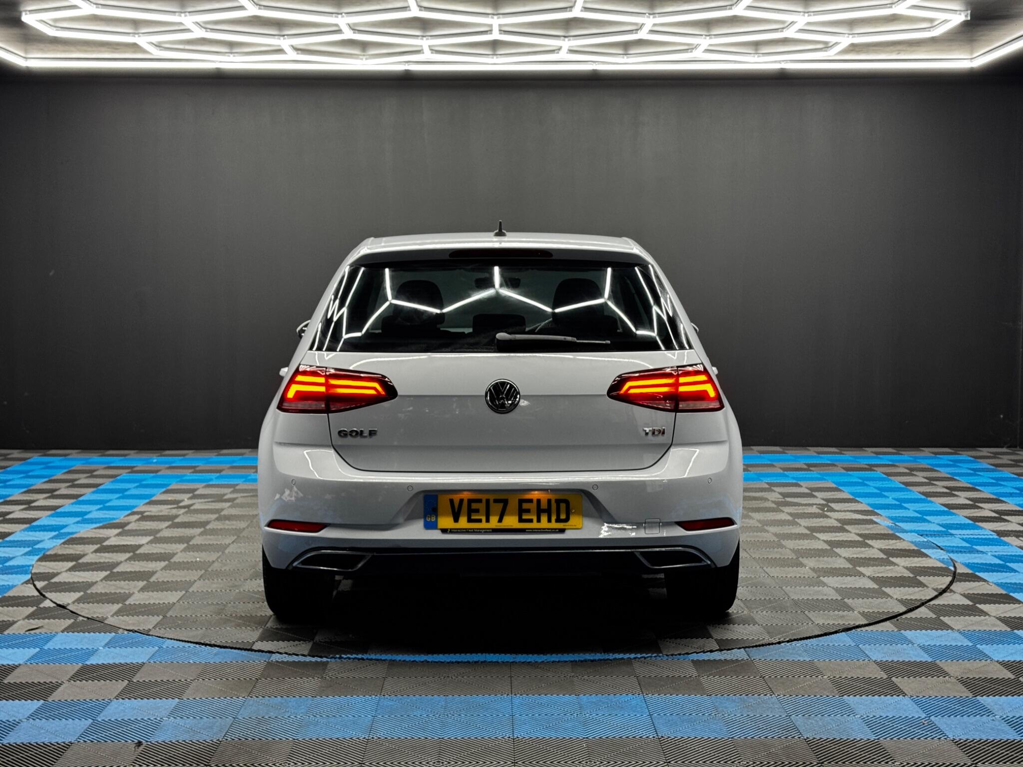 Used Volkswagen Golf 1.6 TDI BlueMotion Tech GT Euro 6 (s/s) 5dr 2017 ...
