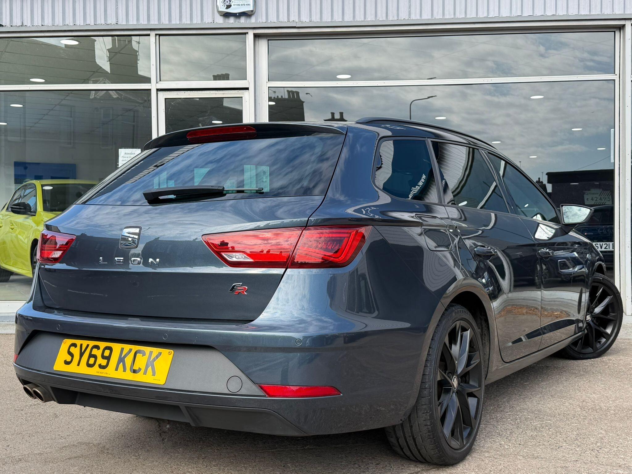 Used Seat Leon 1.5 TSI EVO FR Black Edition DSG Euro 6 (s/s) 5dr 2019 ...