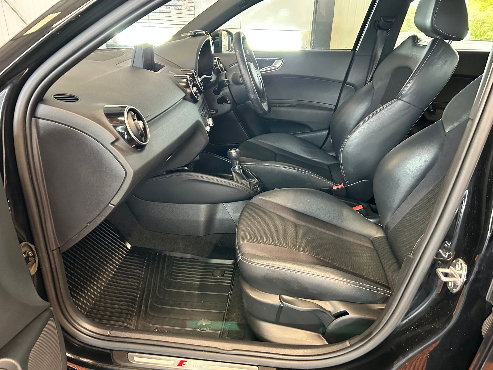 Used Audi A1 1.4 TFSI S line Style Edition Sportback 5dr Petrol Manual ...