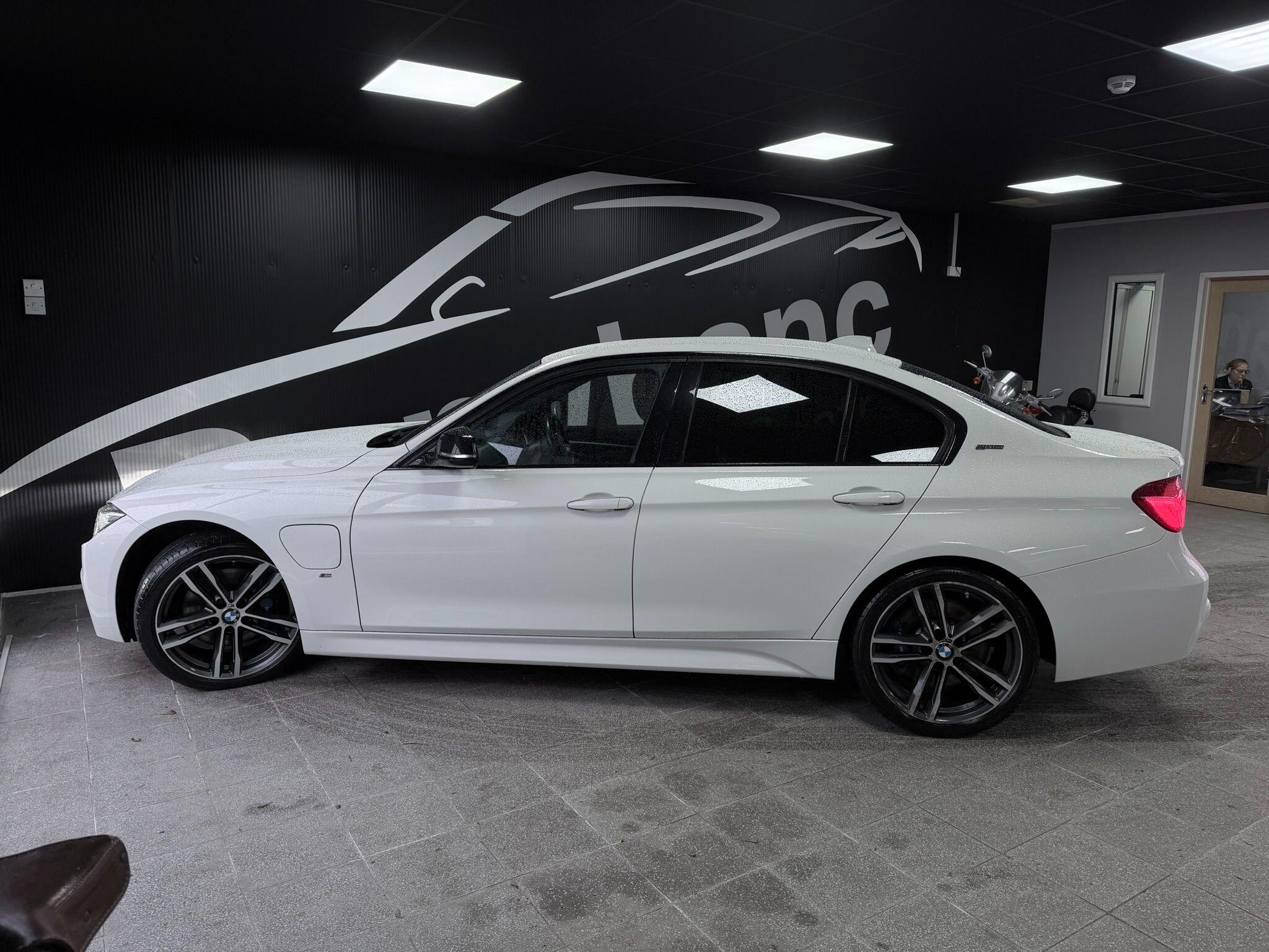 Used BMW 3 Series 2.0 330e 7.6kWh M Sport Shadow Edition Auto Euro 6 (s ...