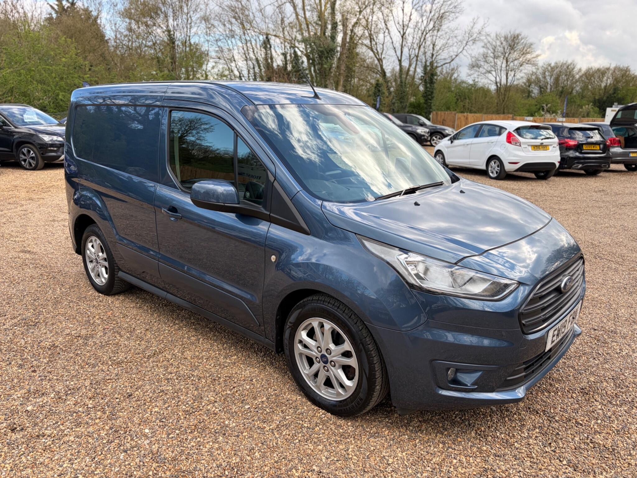 Used Ford Transit Connect 1.5 200 EcoBlue Limited L1 Euro 6 (s/s) 5dr ...