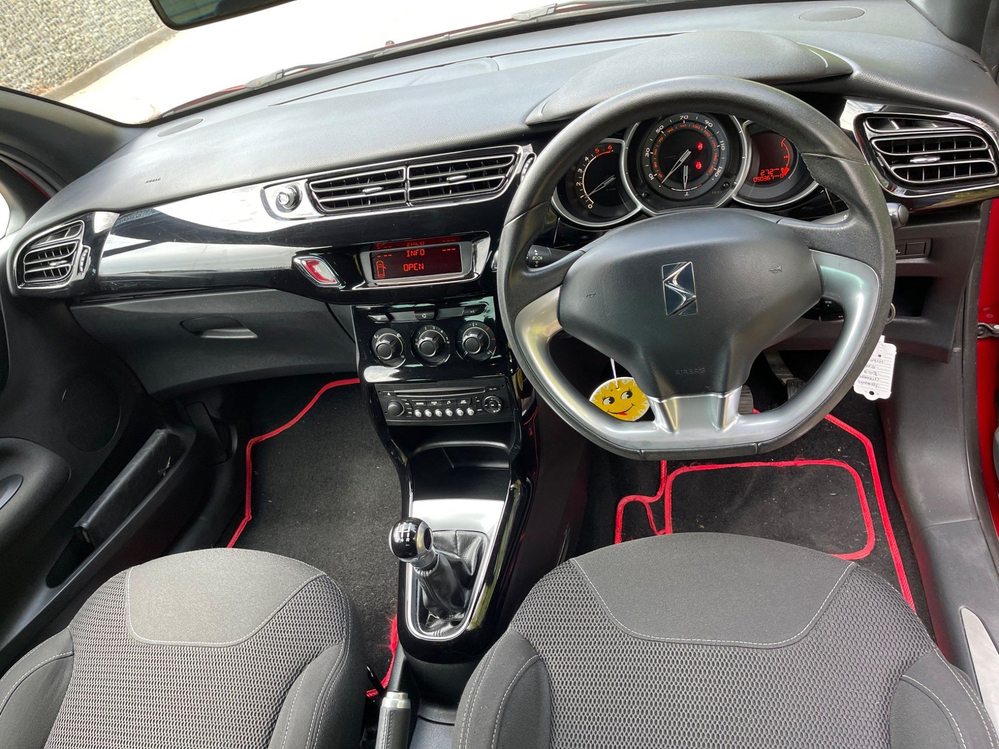 Used Citroen DS3 1.6 HDi 16V DStyle Euro 5 3dr 2010 3dr Manual (HY60NWU ...