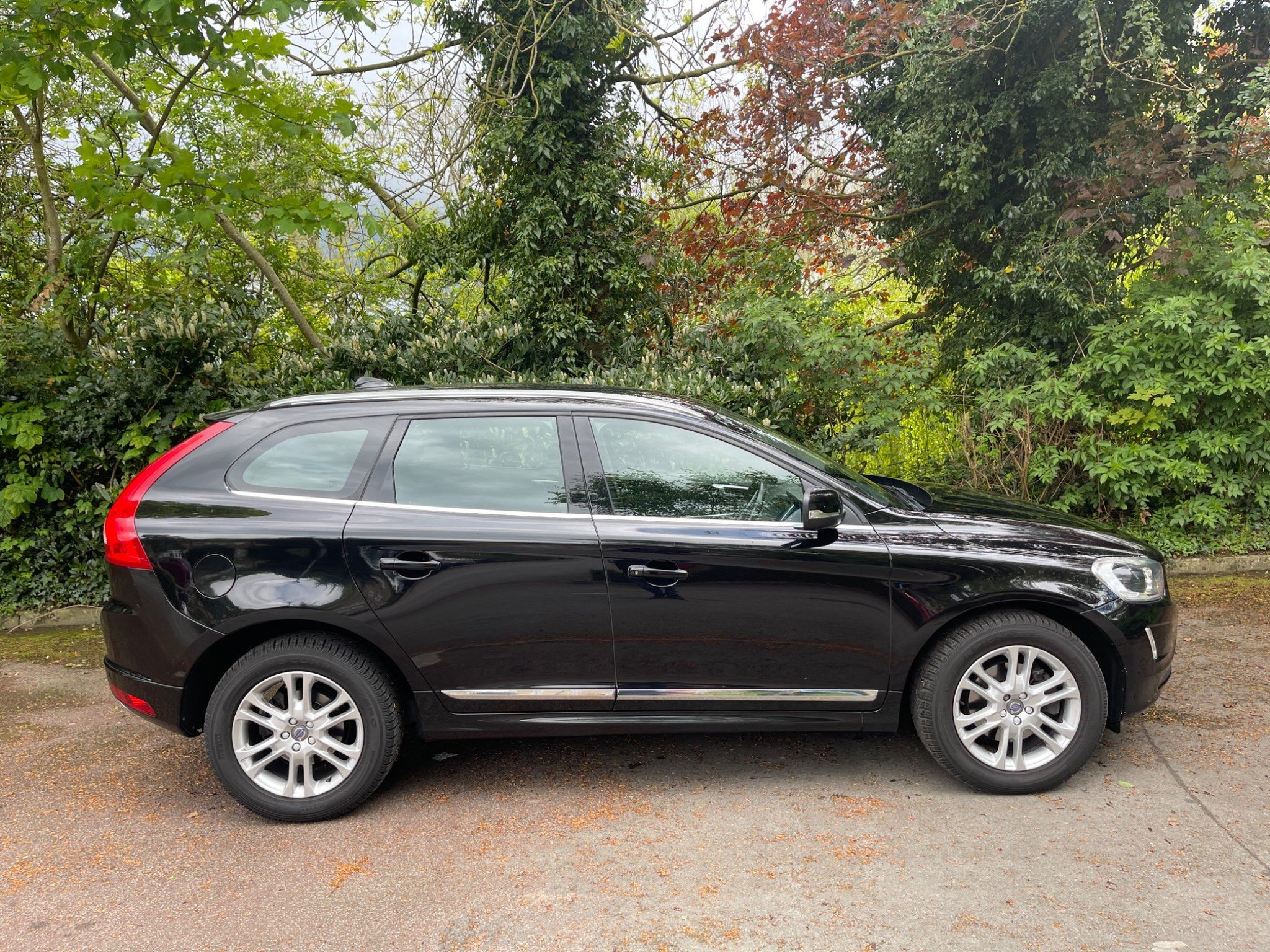 Used Volvo XC60 2.0 D4 SE Lux Nav Euro 6 (s/s) 5dr 2015 5dr Manual ...