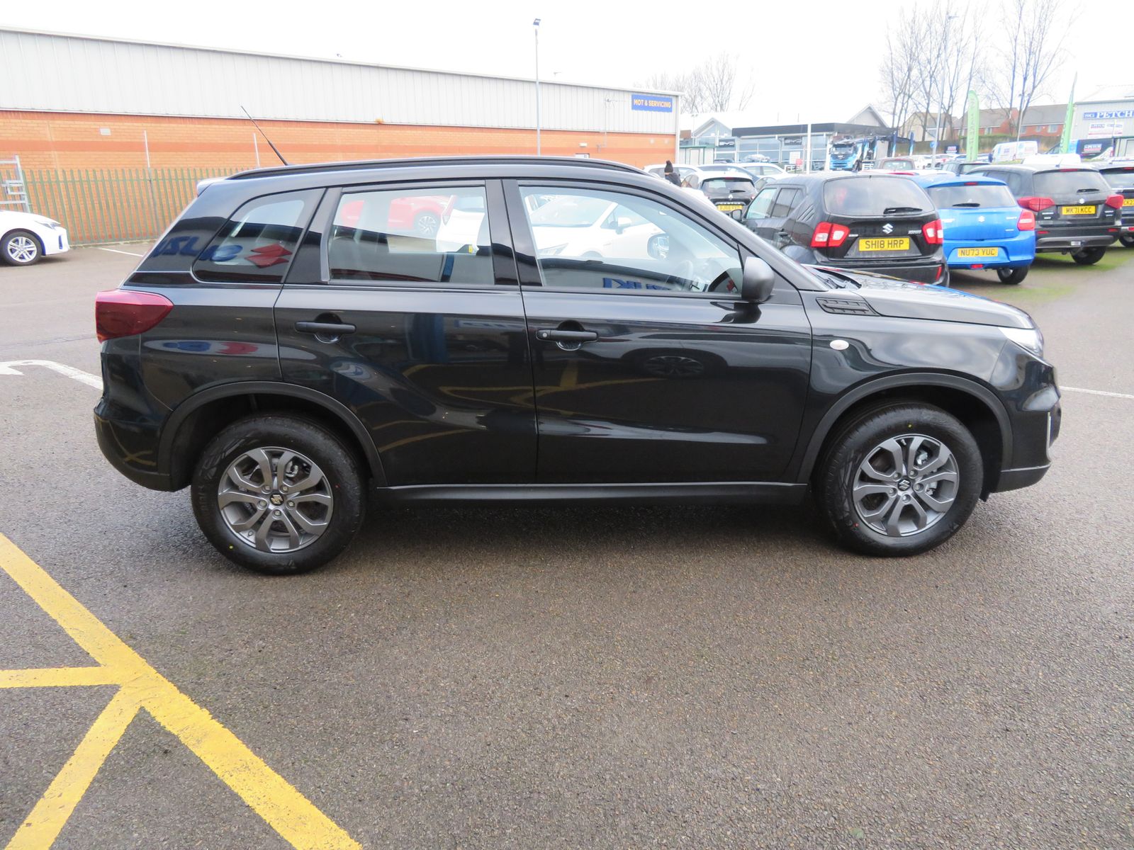 Used Suzuki Vitara 1.4 Boosterjet MHEV Go SUV 5dr Petrol Hybrid Manual ...