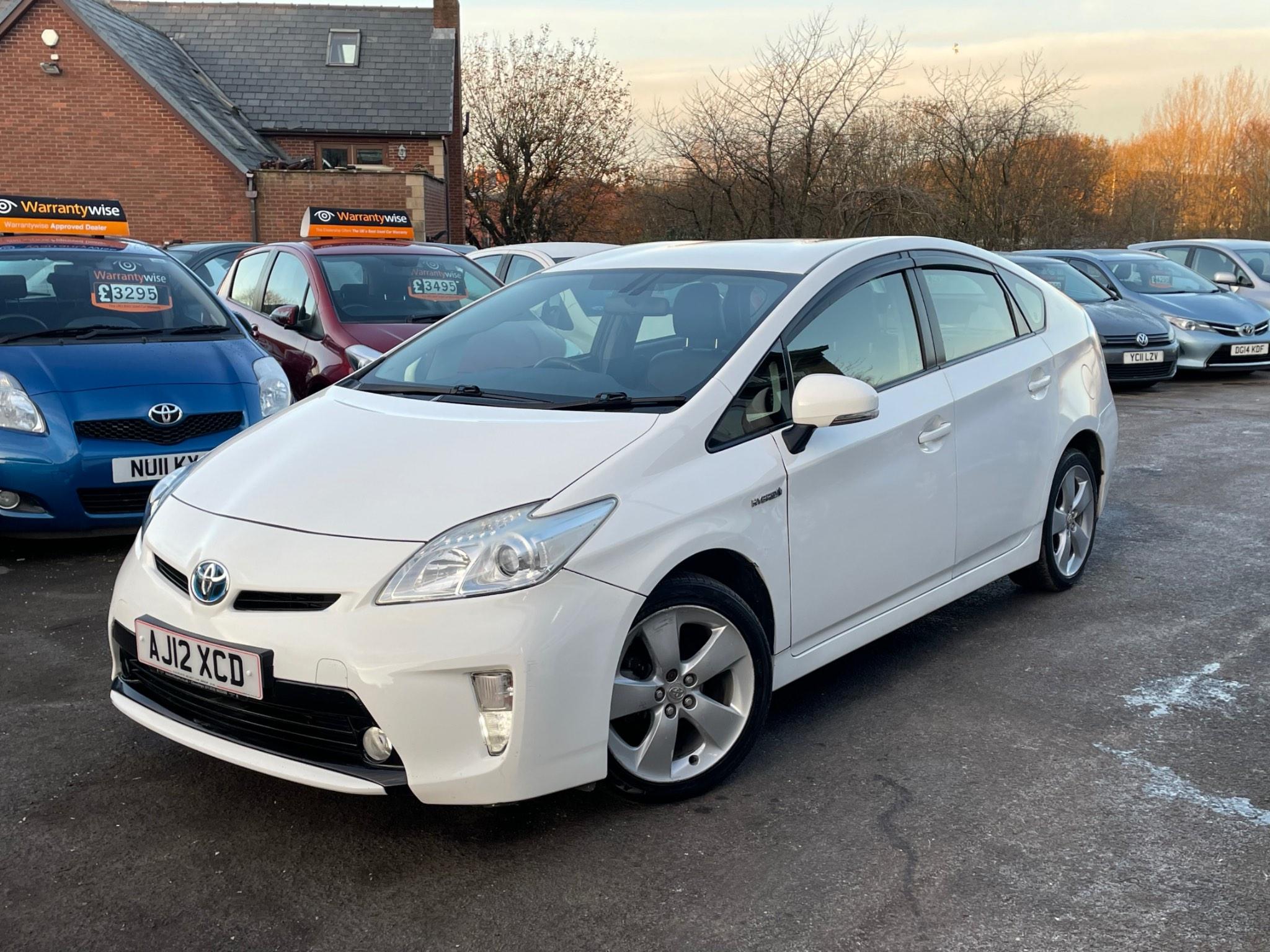 Used Toyota Prius 1.8 VVT-h T4 CVT Euro 5 (s/s) 5dr 2012 5dr Automatic ...