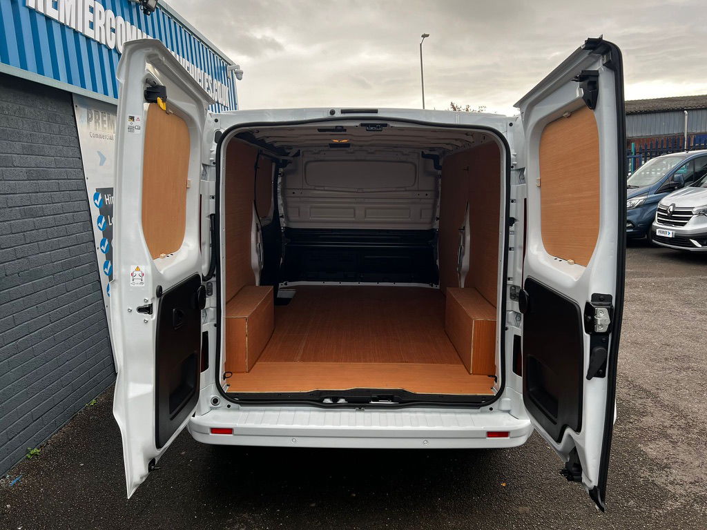 New Renault Trafic SPORT + SL28 2022 3dr Manual (FL72UHP) | Premier ...