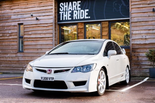 USED Honda Integra FD2 Type R Invalid Date 4dr Manual (YJ08VTP)