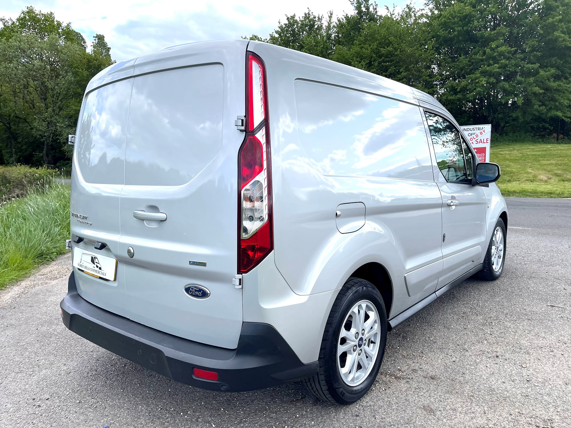 Used Ford Transit Connect 200 LIMITED 1.5 TDCi 120 PS L1 Euro 6 2018 ...