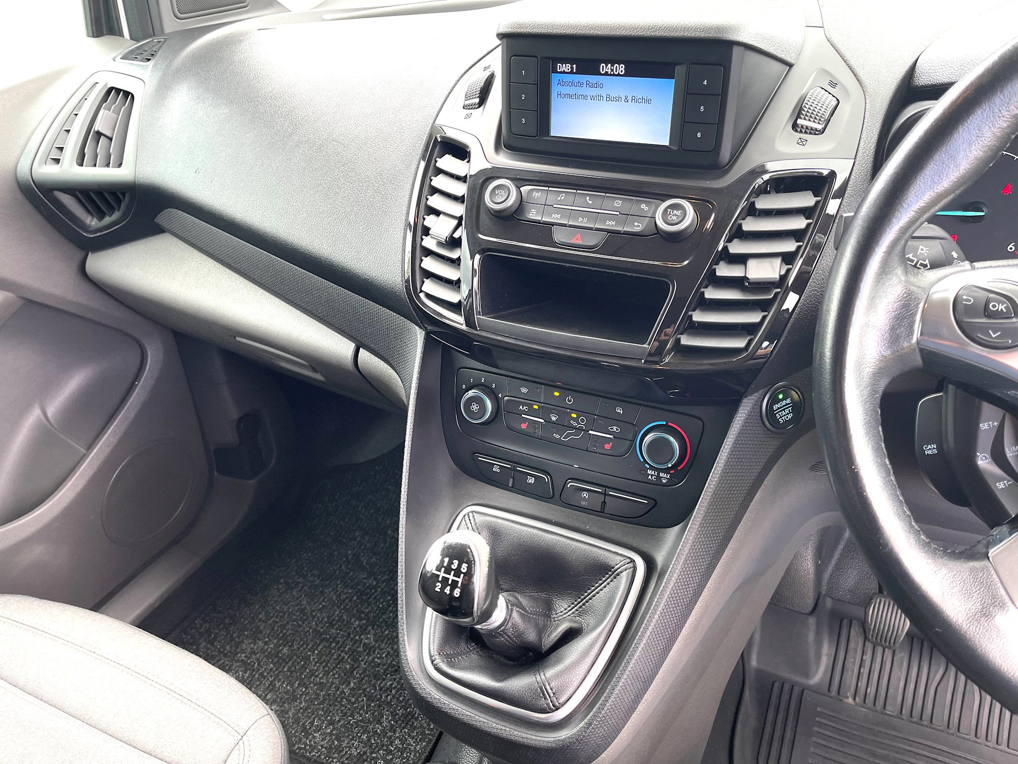Used Ford Transit Connect 200 LIMITED 1.5 TDCi 120 PS L1 Euro 6 2018 ...