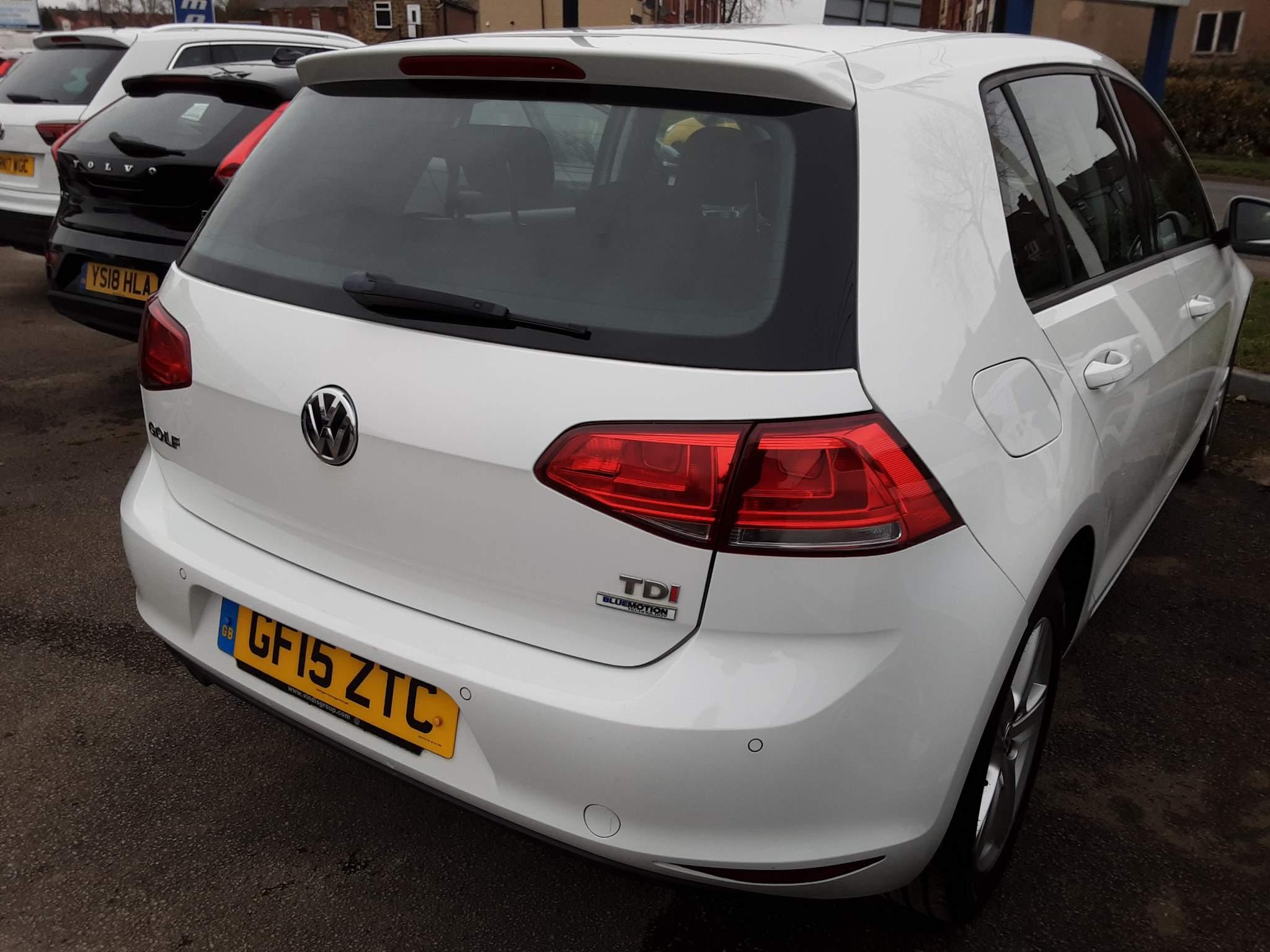 Used Volkswagen Golf 1.6 TDI BlueMotion Tech Match Euro 5 (s/s) 5dr ...