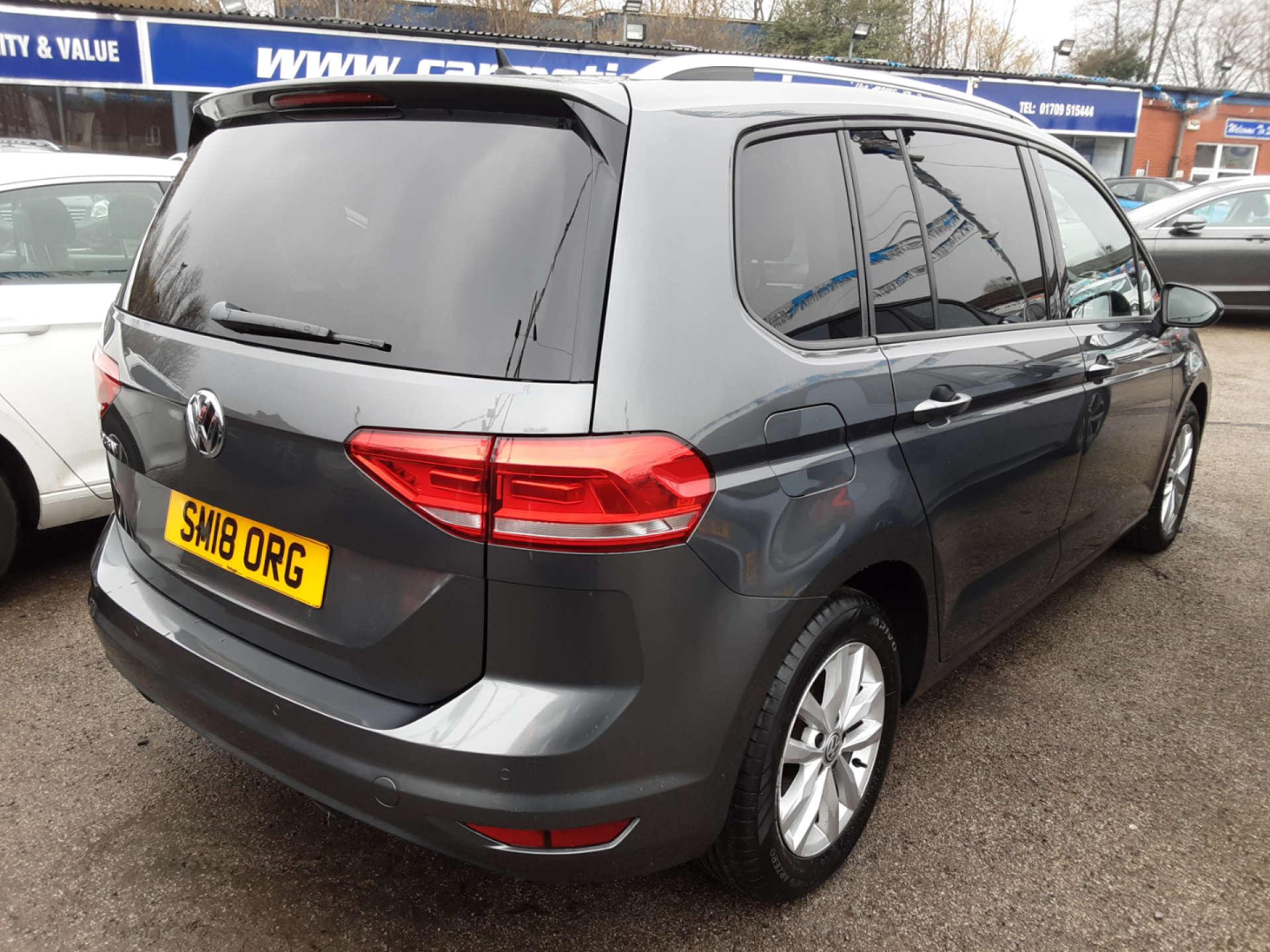 Used Volkswagen Touran 1.6 Touran SE Family TDI BlueMotion Technology ...