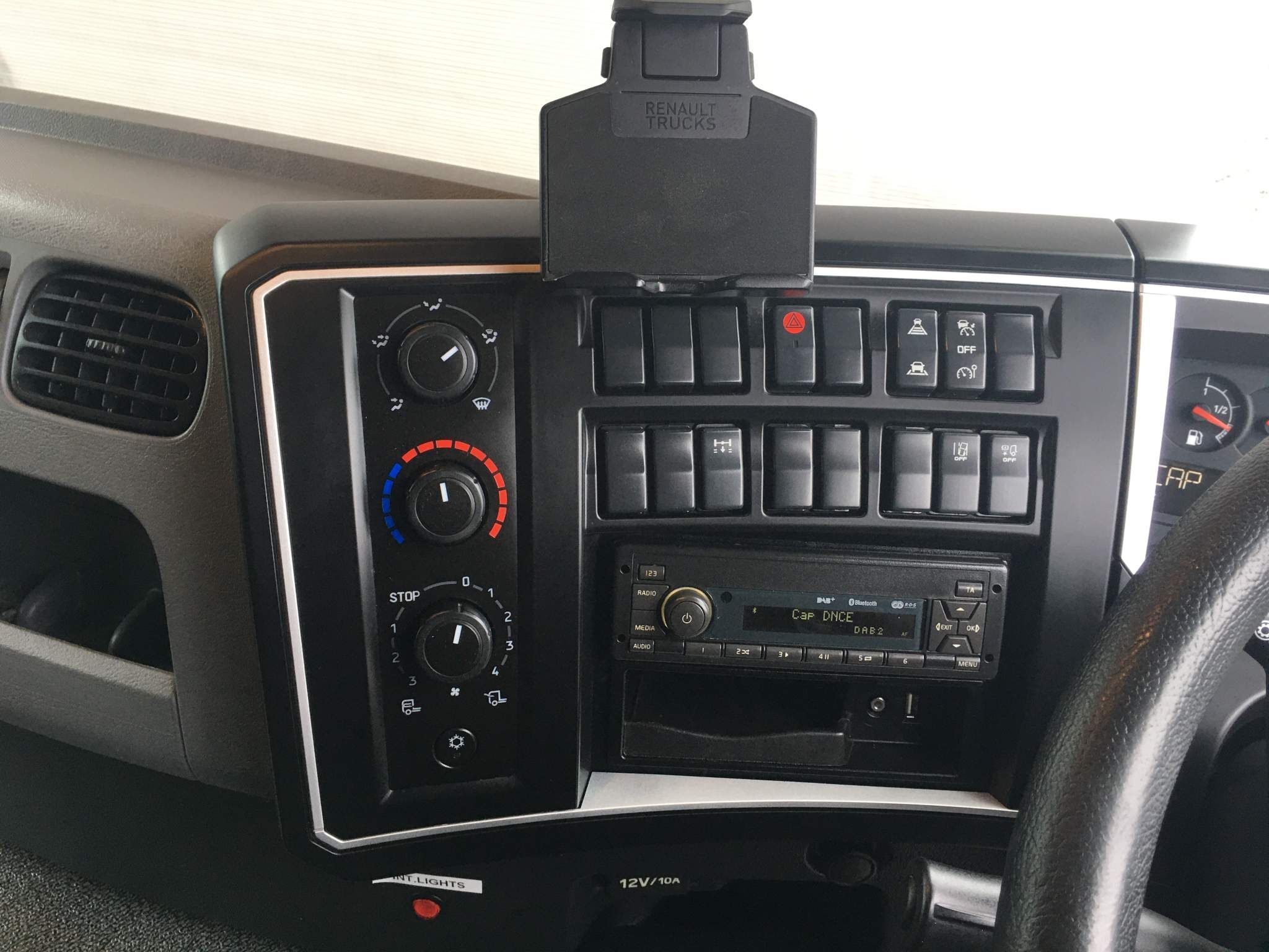 USED Renault Range d 18 WIDE 4X2 R 280 2020 0dr Automatic (PN70FGM)