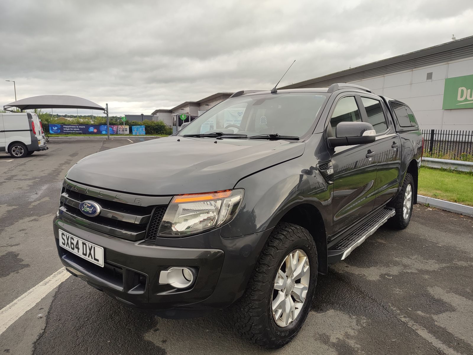Used Ford Ranger WILDTRAK 4X4 DCB TDCI 2015 4dr Automatic (SX64DXL ...