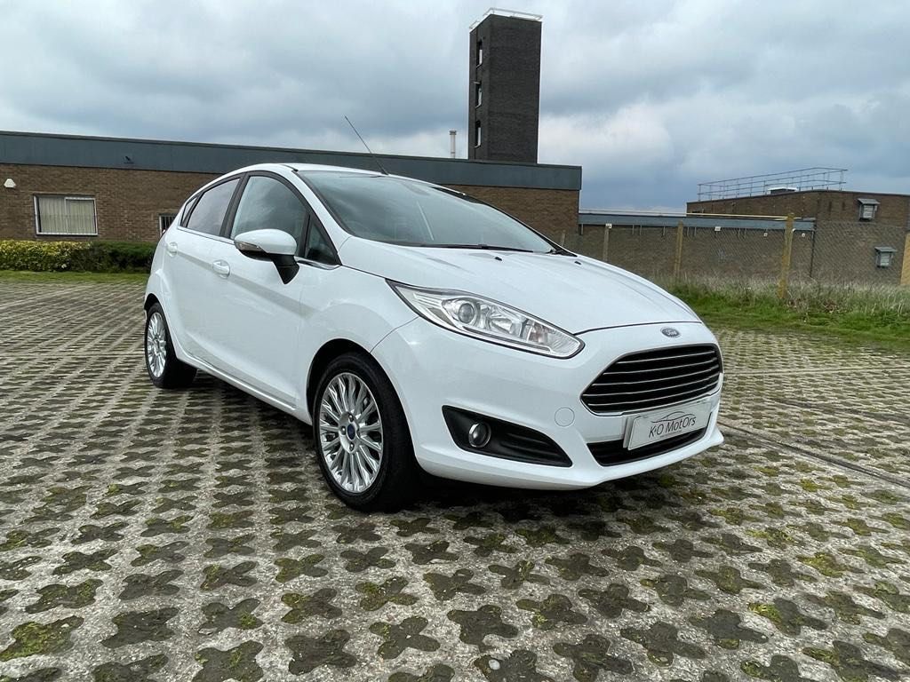 Used Ford Fiesta 1.0T EcoBoost Titanium Euro 5 (s/s) 5dr 2014 5dr ...