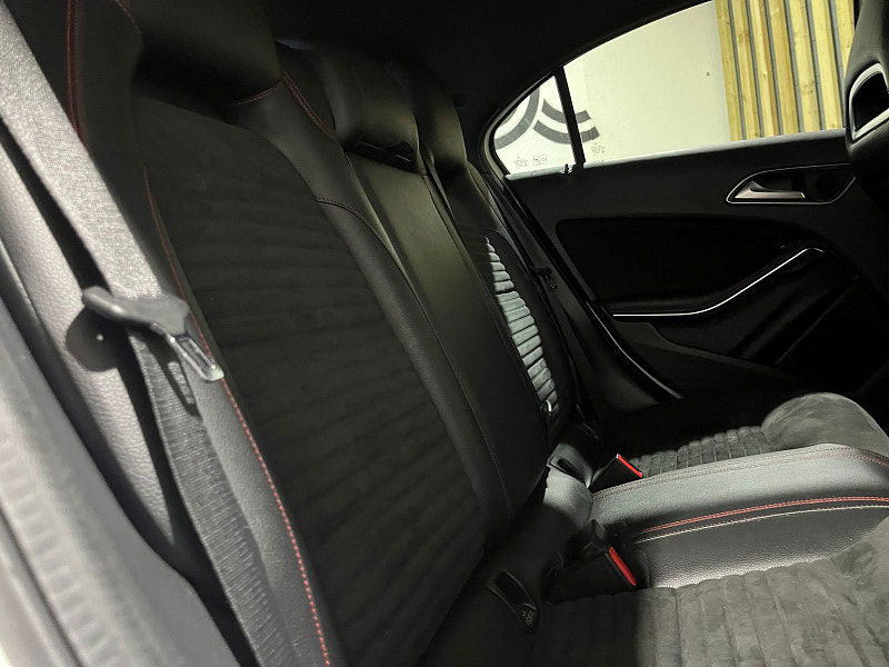 Used Mercedes-Benz A Class 2.1 A200d AMG Line (Premium) Hatchback 5dr ...