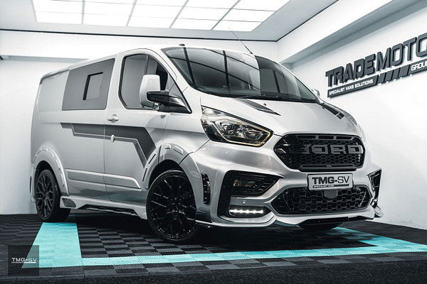 Used Ford Transit Custom 300 LIMITED P/V L1 H1 KOMBI 2018 5dr Manual ...